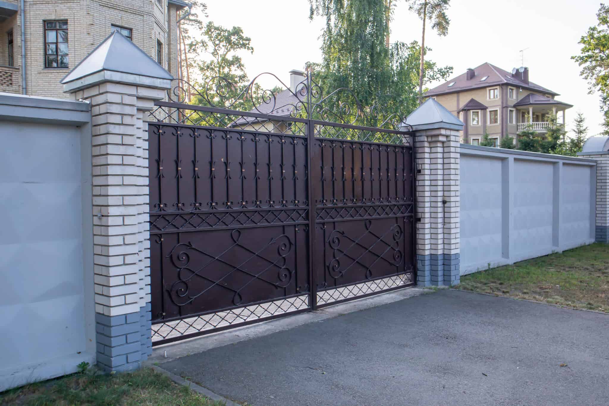 What Are the Common Signs Your Gate Needs Professional Repair